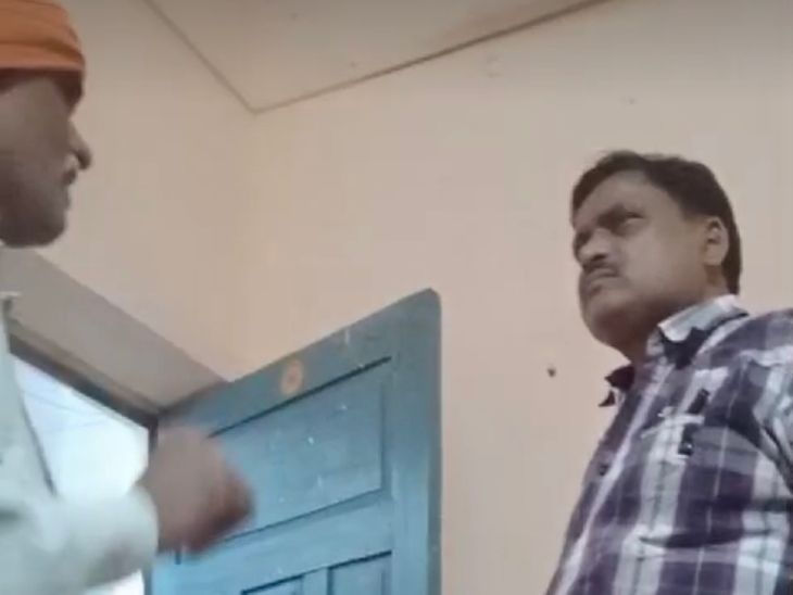 Tehsildar demanded 50 thousand for name transfer; VIDEO | नामांतरण के लिए तहसीलदार ने मांगे 50 ...