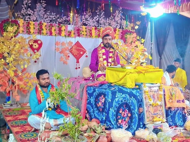 Shri Ram Katha in Tilsahari Bujurg Story teller Prabhakar Pandey ...