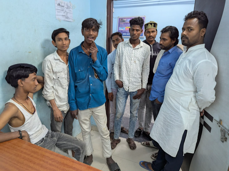 Three friends beaten up at Ara station,Navada Police station Area,Ara ...