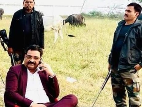 Baba Pathan, accused of land grabbing, is again in controversy | जमीन ...