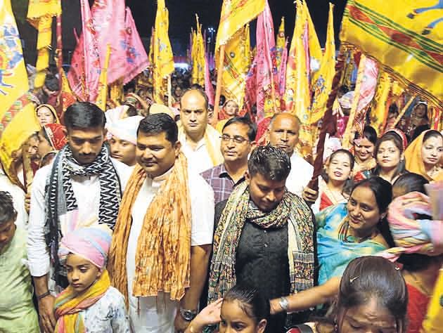 151 symbols were offered to Lord Shyam Baba during the yatra | यात्रा ...