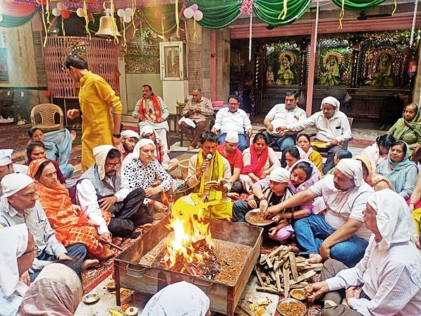 Havan Yagna organized at the conclusion of Shrimad Bhagwat Katha ...
