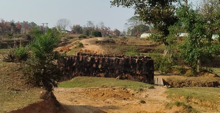 Chilga's Manjuura village becomes an island during rains, no bridge has ...
