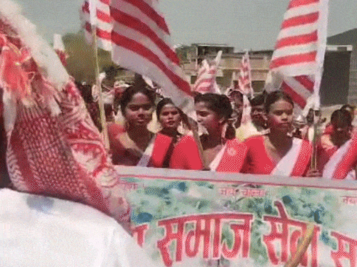 Sarhul Puja festival celebrated in Purnia | पूर्णिया में सरहुल पूजा ...