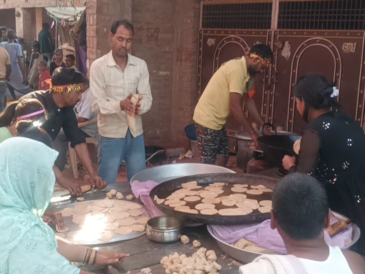 Bhandara on Chaitra Navratri in Sikandarpur Karan | सिकंदरपुर करन में ...