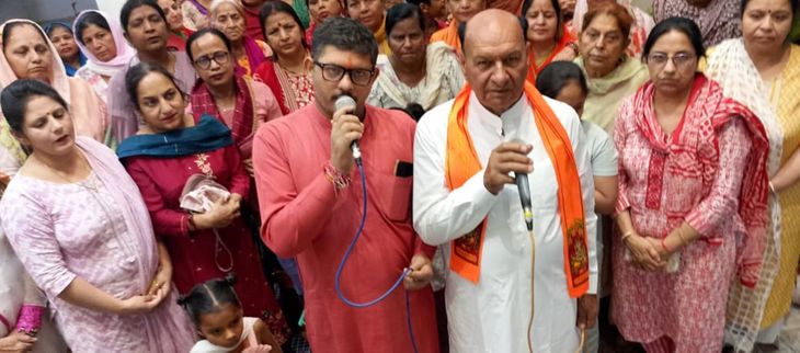 Hathi Wale Ganesh Mandir: Khatu Shyam and Mother were praised in the Bhajan Sandhya, Sundarkand ...