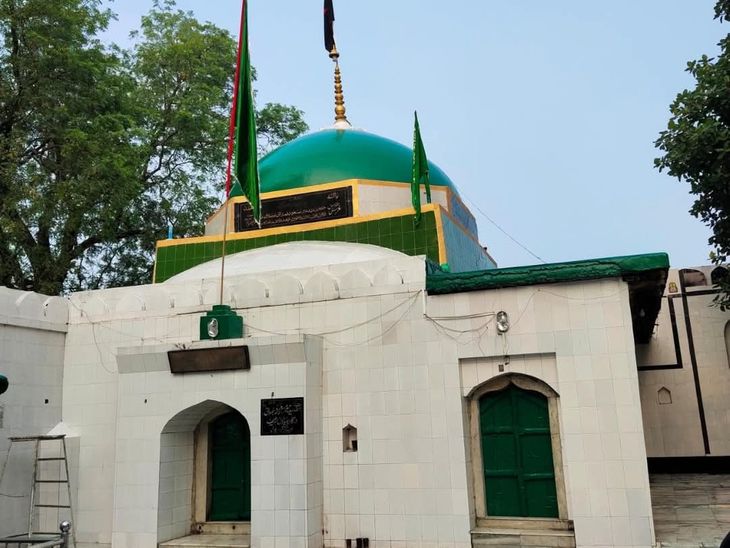 Nauchandi fair at Bhianv Dargah | भियांव में लगा नौचंदी मेला: देश भर से ...