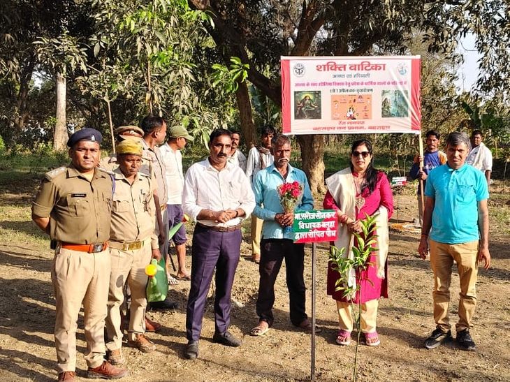 Trees planted in Nanpara as a symbol of nine goddess forms | नानपारा ...