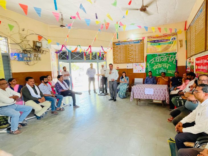 Two day book fair starts in Khirkiya | खिरकिया में दो दिवसीय पुस्तक ...