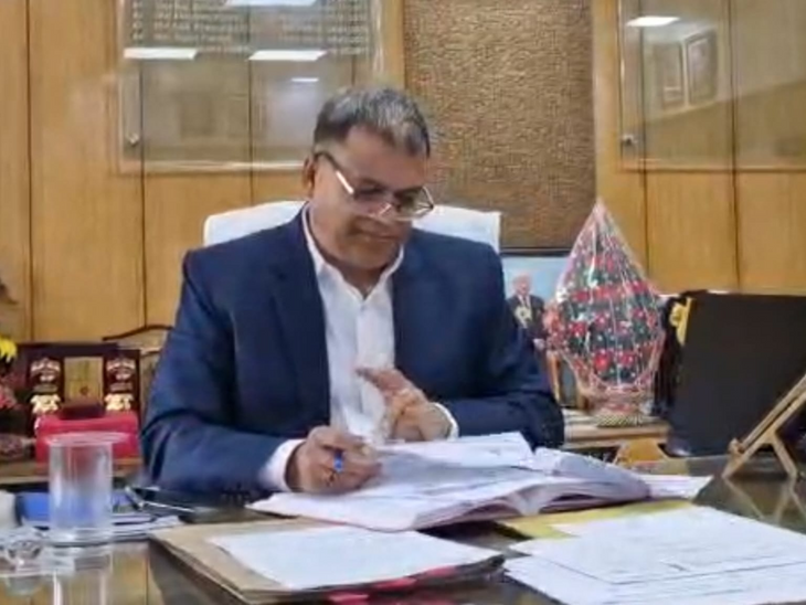 meerut zone police adg meerut adg zone meerut up police Medical for UP ...