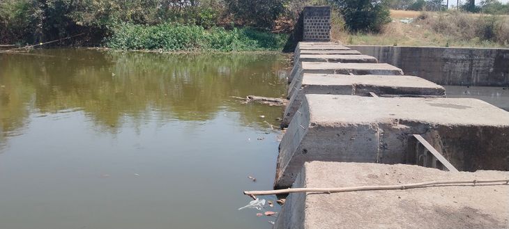 The water released from the dam did not reach the anicut 18 km away ...