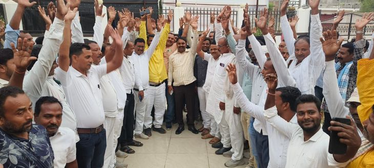 Meeting to discuss success of JDU rally on Ambedkar Jayanti on 13th in ...
