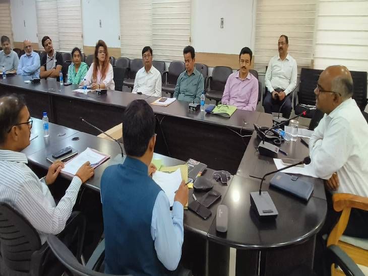 If books are sold on the instructions of the school then action is sure ...