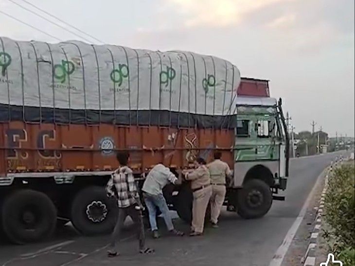 Politics heats up over clash between truck driver and female RTO inspector