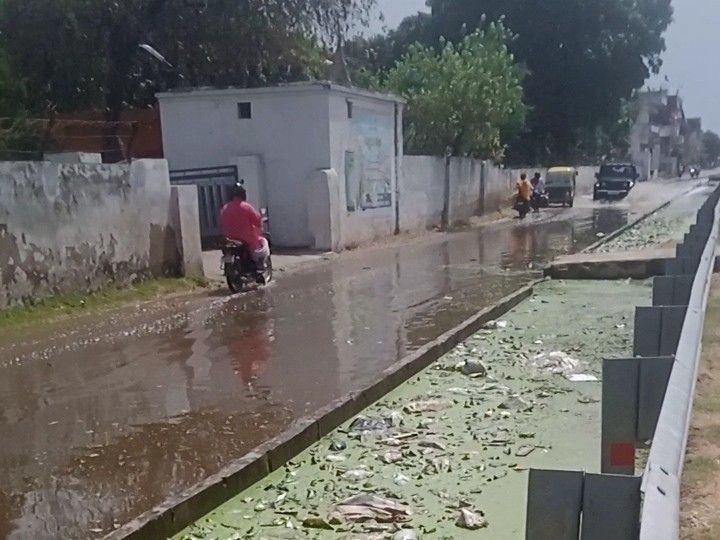 Waterlogging due to unseasonal rain in Gopiganj | गोपीगंज में बेमौसम ...