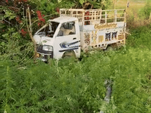 Una, Amb Road Accident, 12 Year Old Dead | Eight Injured | ऊना में ...