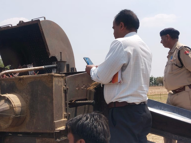 Laborer, Stuck, Thresher Narnaul, Broken Pieces, Nangal Chaudhary ...