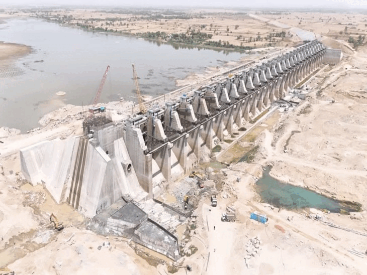 This monsoon water will be stored in Isarda dam | इस मानसून ईसरदा बांध ...