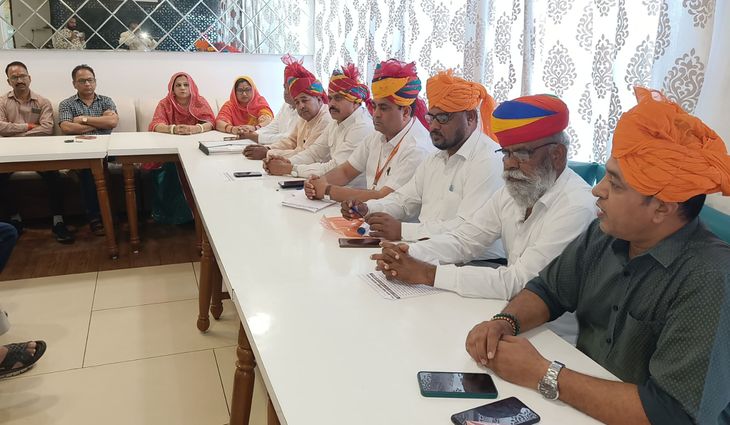 Laxman Singh Pawar became the state president of Rajasthan Rawat Rajput ...