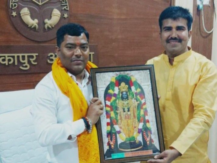 The new SDM of Bikapur took charge | बीकापुर के नए एसडीएम ने संभाला ...