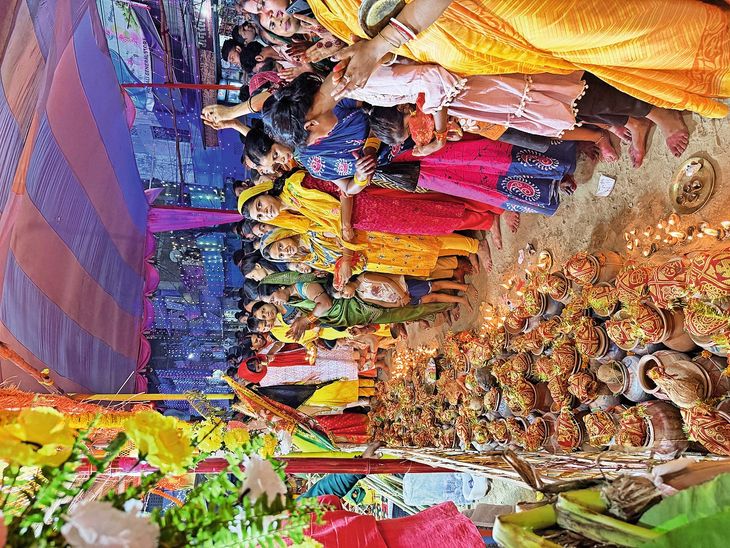 A grand Kalash Yatra was organized for the installation of the idol of Maa Kali | मां काली ...