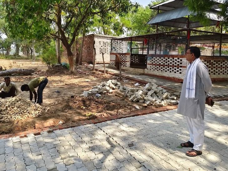The renovation of the ancient Mansaram Ashram located in Trilokpur ...