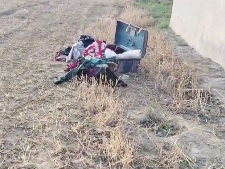 Three houses burgled in one night in Bhinga | भिनगा में एक रात में तीन ...