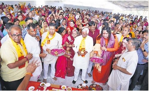 Bhoomi Pujan of Yagyashala and Bhojanshala of Shiv Mahapuran Katha, 7 ...