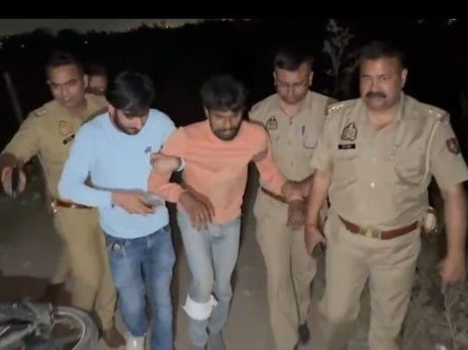 Noida police encounter with miscreants | नोएडा पुलिस की बदमाशों से मुठभेड़: जवाबी फायरिंग में एक ...