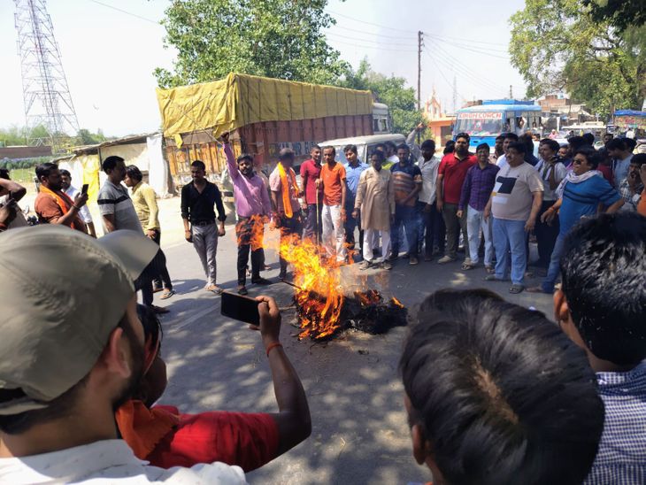 Hasanganj closed in protest against Pahalgam terrorist attack | हसनगंज ...