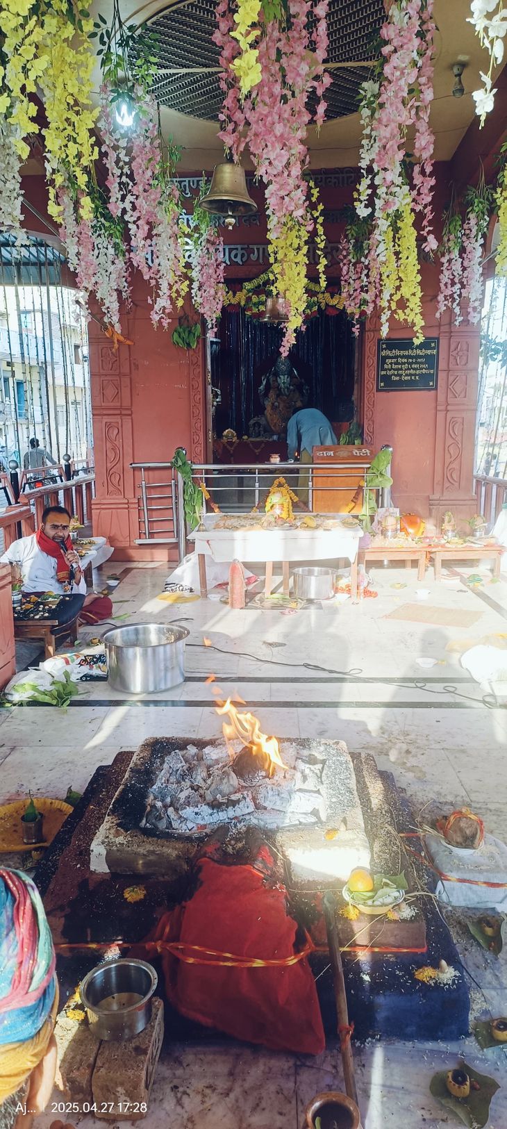Celebrated the foundation day of Siddhi Vinayak temple in Dehariyasahu ...