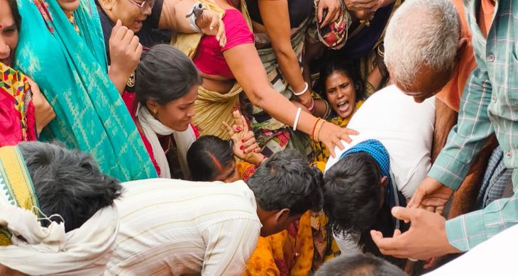 Former Zila Parishad's son Raja died due to electric shock, village ...
