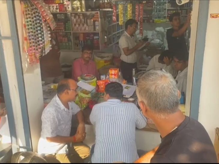 Ruckus in Jangipur due to GST team's raid