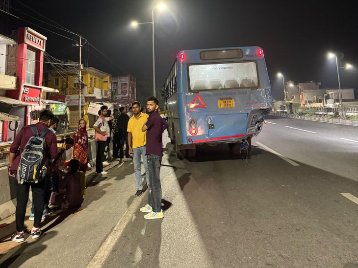 Trailer hits Uttarakhand Roadways bus on NH-9 | NH-9 पर उत्तराखंड ...