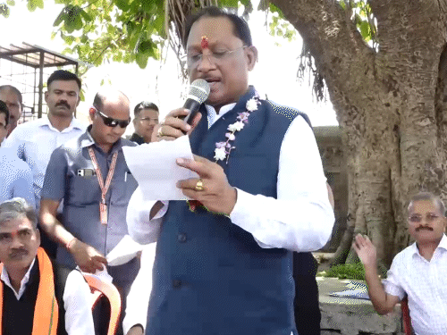 Chhattisgarh Government sushasan tihar 2025 Chief Minister's helicopter ...