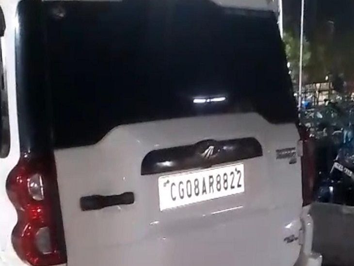 High speed Scorpio hit the bike