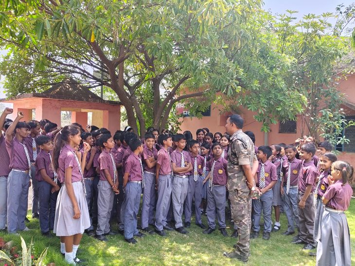 In case of any problem, inform the police, you will get help | कोई भी ...