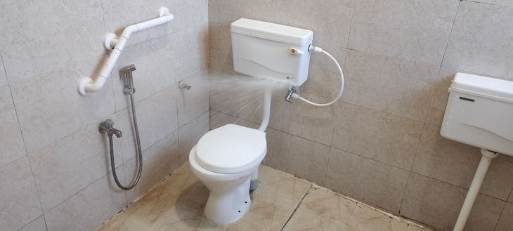 Patients admitted in the emergency ward had to wander around for ...