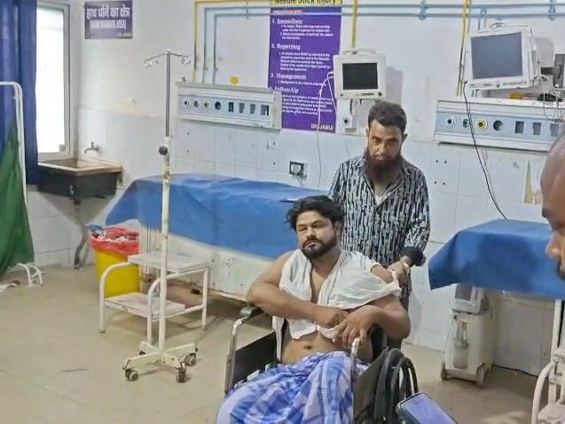 Dispute over selling the doors of the mosque 12 people attacked in ...