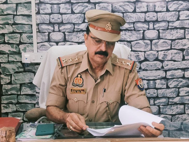 New police chief took charge in Khaga | खागा में नए कोतवाल ने संभाला पद ...