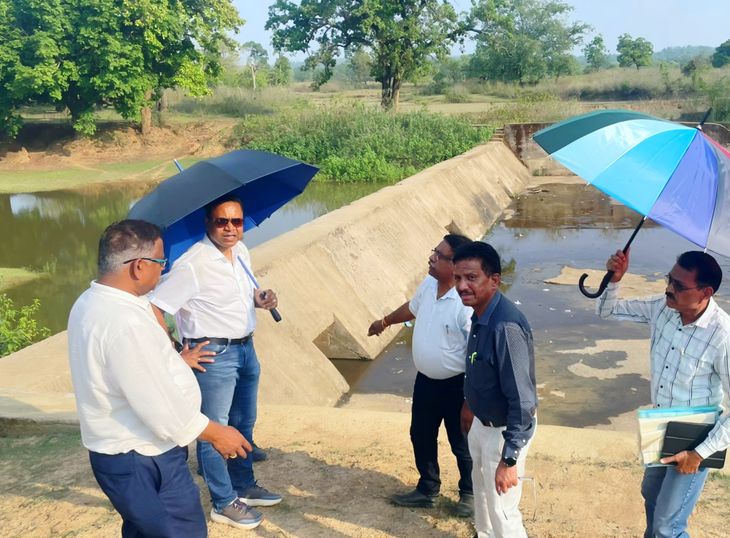 Secretary Toppo discussed projects in Mardapal | सचिव टोप्पो ने ...