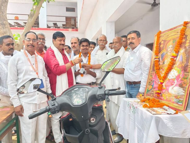 UP Board district toppers honored