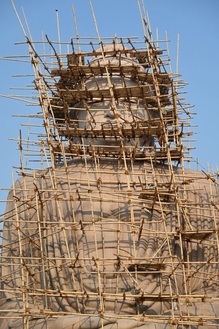 The 80 feet high Buddha statue is being cleaned and renovated | 80 फीट ...