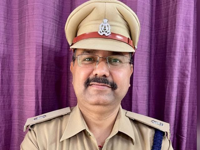 Amit Kishore Srivastava became the new ASP East of Bijnor