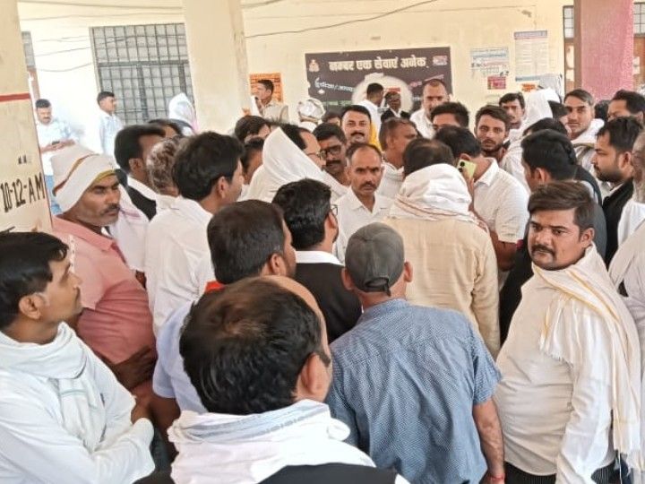 The lawyers created a ruckus by shouting slogans Lawyers closed tehsil ...