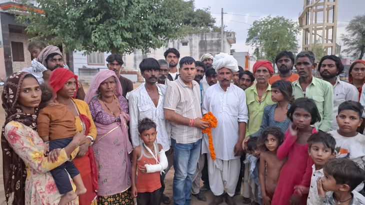 Information about many government schemes given to Gadiya Lohar Samaj ...