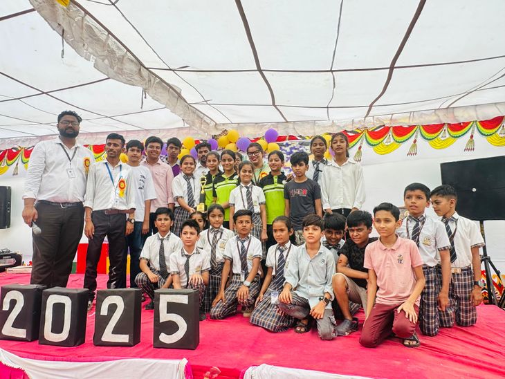 Graduation Day and Prize Distribution Ceremony in DPS | डीपीएस में ...