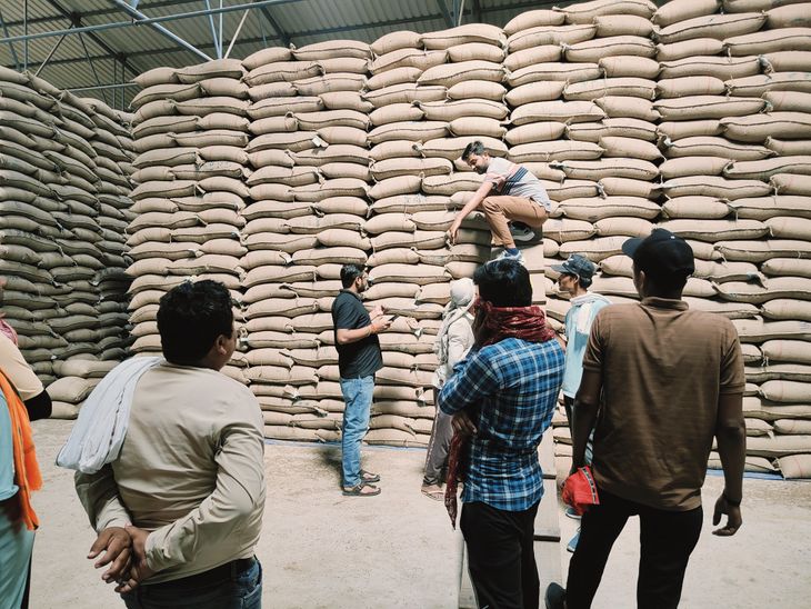 DMO took samples of rejected goods kept in the warehouse, notice issued ...