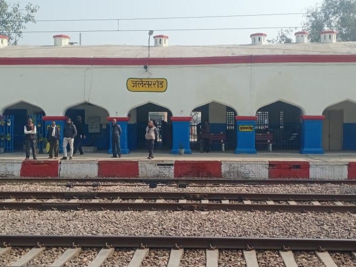 Stoppage of express trains at Jalesar Road station stopped