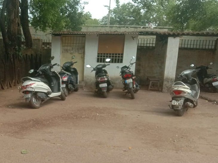 Facility center closed in Durg University | दुर्ग यूनिवर्सिटी में बंद ...